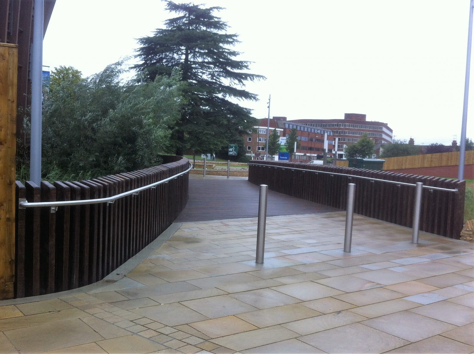 Bespoke Parapets - Sarum Hardwood Structures, Timber Bridges ...