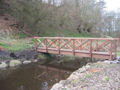 Bridge Parapets - Sarum Hardwood Structures, Timber Bridges, Boardwalks ...
