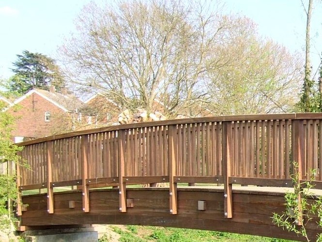 Bridge Parapets - Sarum Hardwood Structures, Timber Bridges, Boardwalks ...